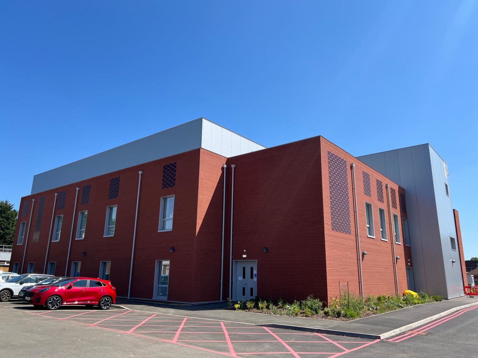 Solihull Hospital - Elective Hub - Case Study - Titan Facades